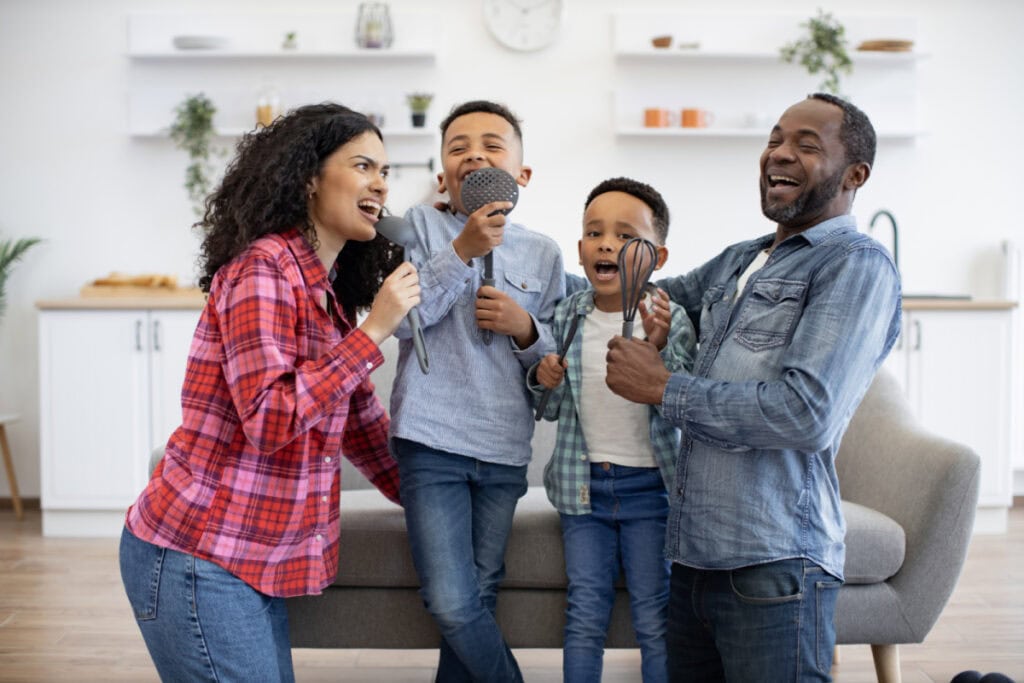 9 Exciting Ways to Make Family Reunions More Memorable - Life is ...